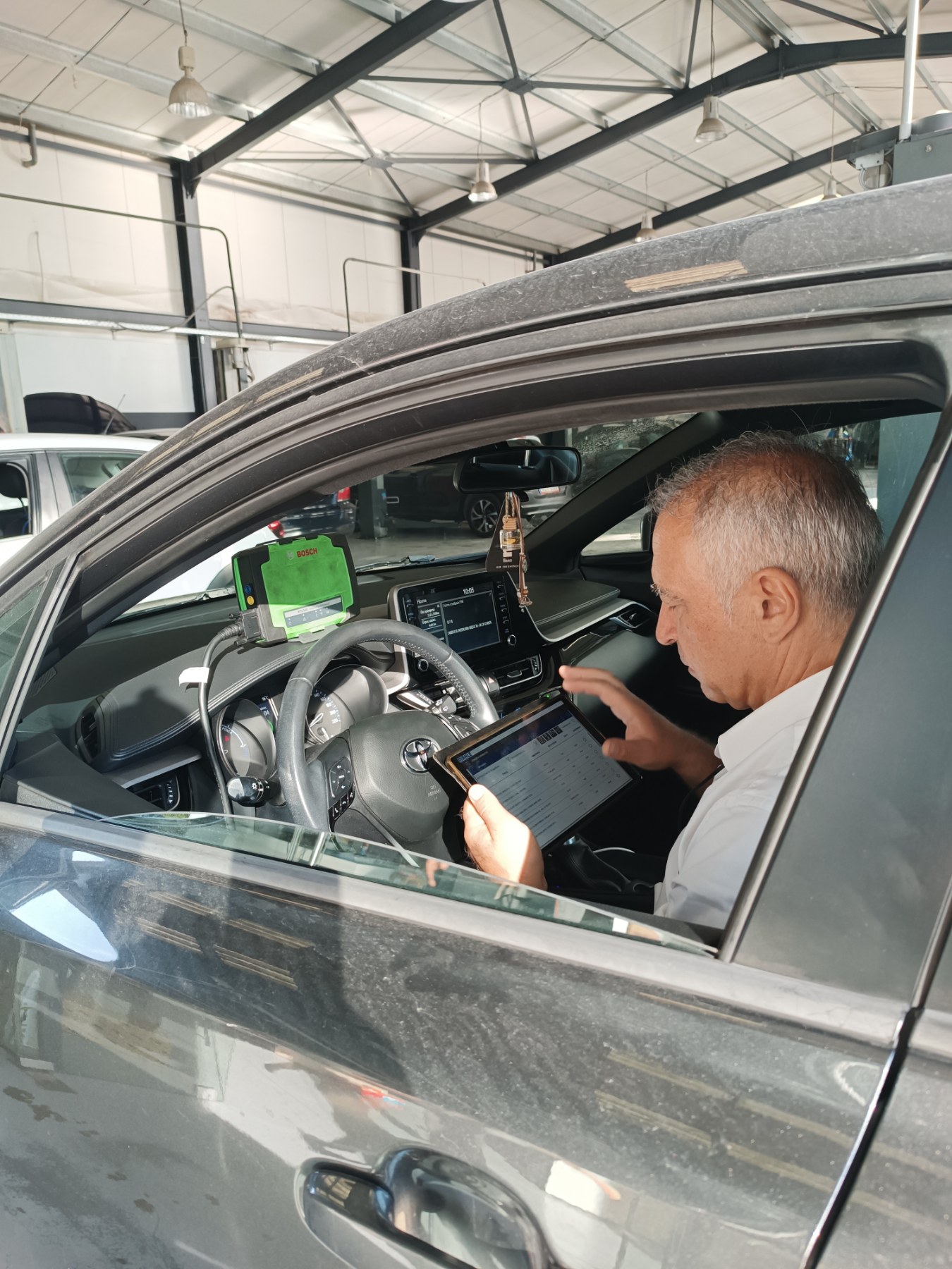 Σέρβις Υβριδικών Αυτοκινήτων - Service Hybrid System - Θεσσαλονίκη